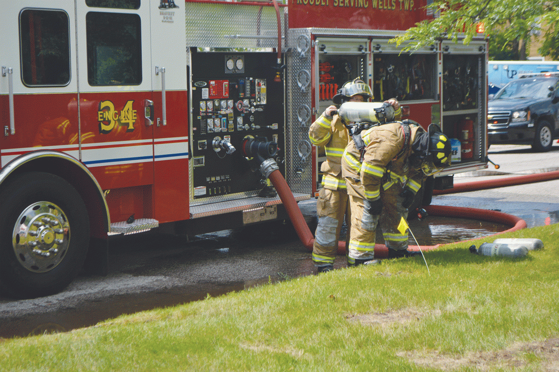 Lightning sparks three fires in Escanaba | News, Sports, Jobs - Daily Press